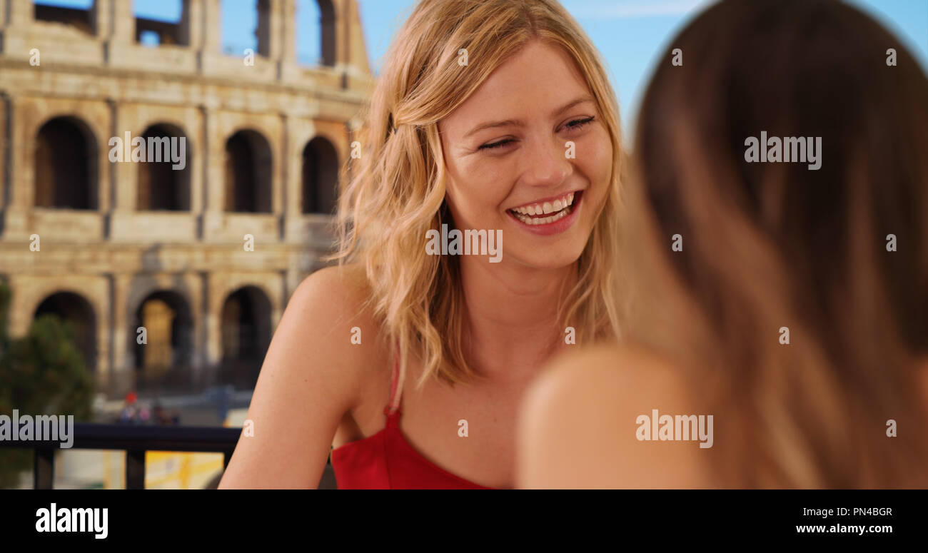 Two people chatting at cafe in italy hi-res stock photography and ...