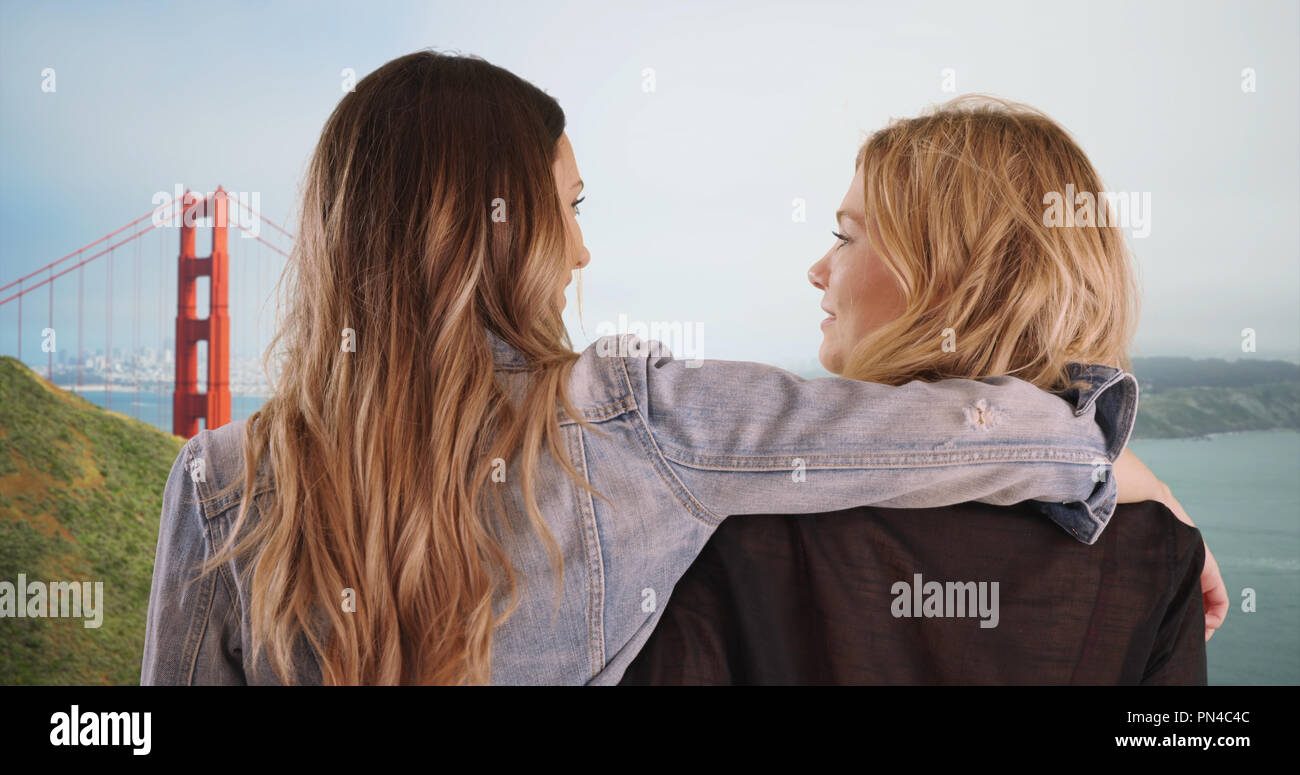 Girls arms around each other hi-res stock photography and images - Alamy