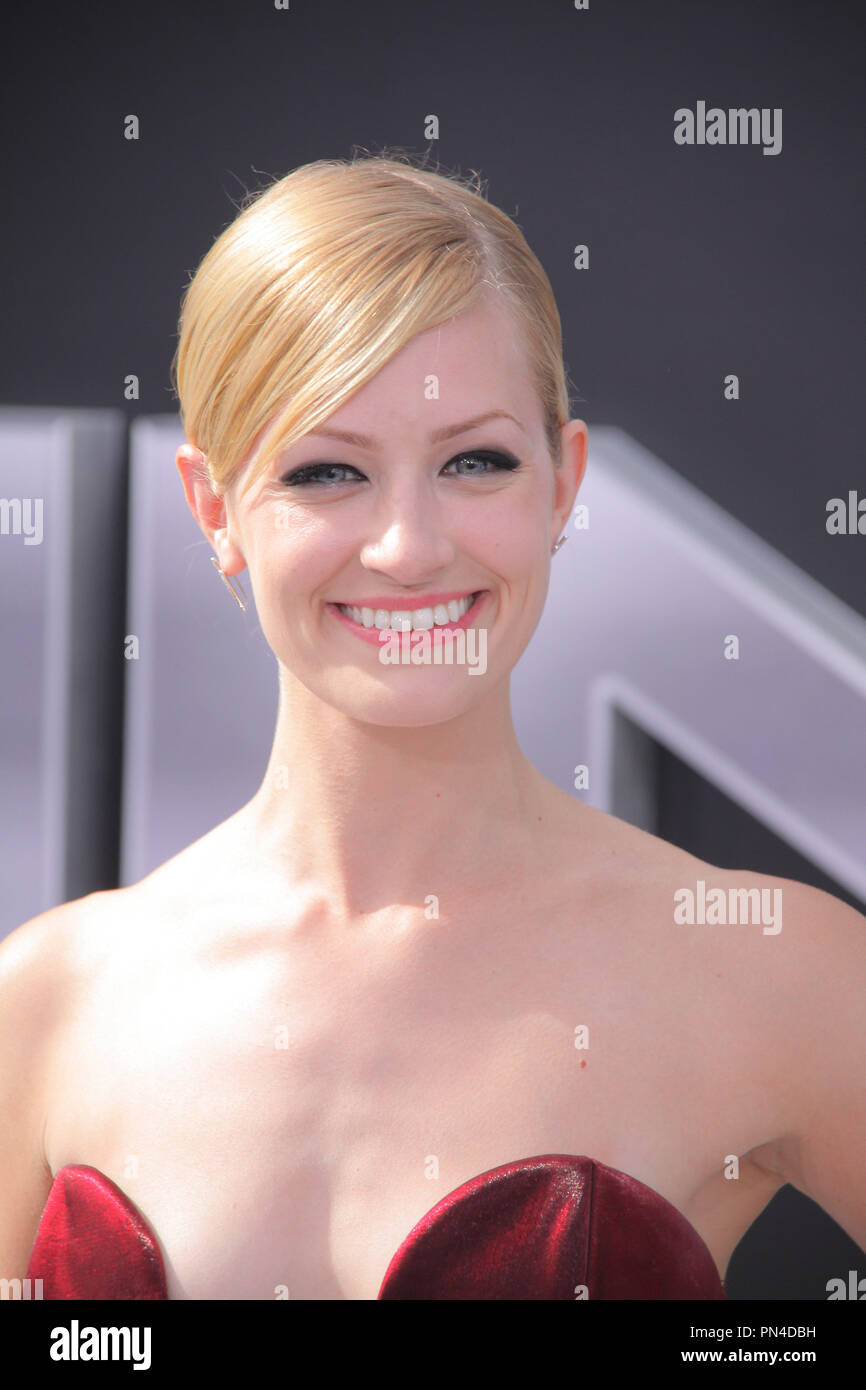 Beth Behrs 06/28/2015 The Los Angeles Premiere of "Terminator Genisys" at Dolby Theatre in ...