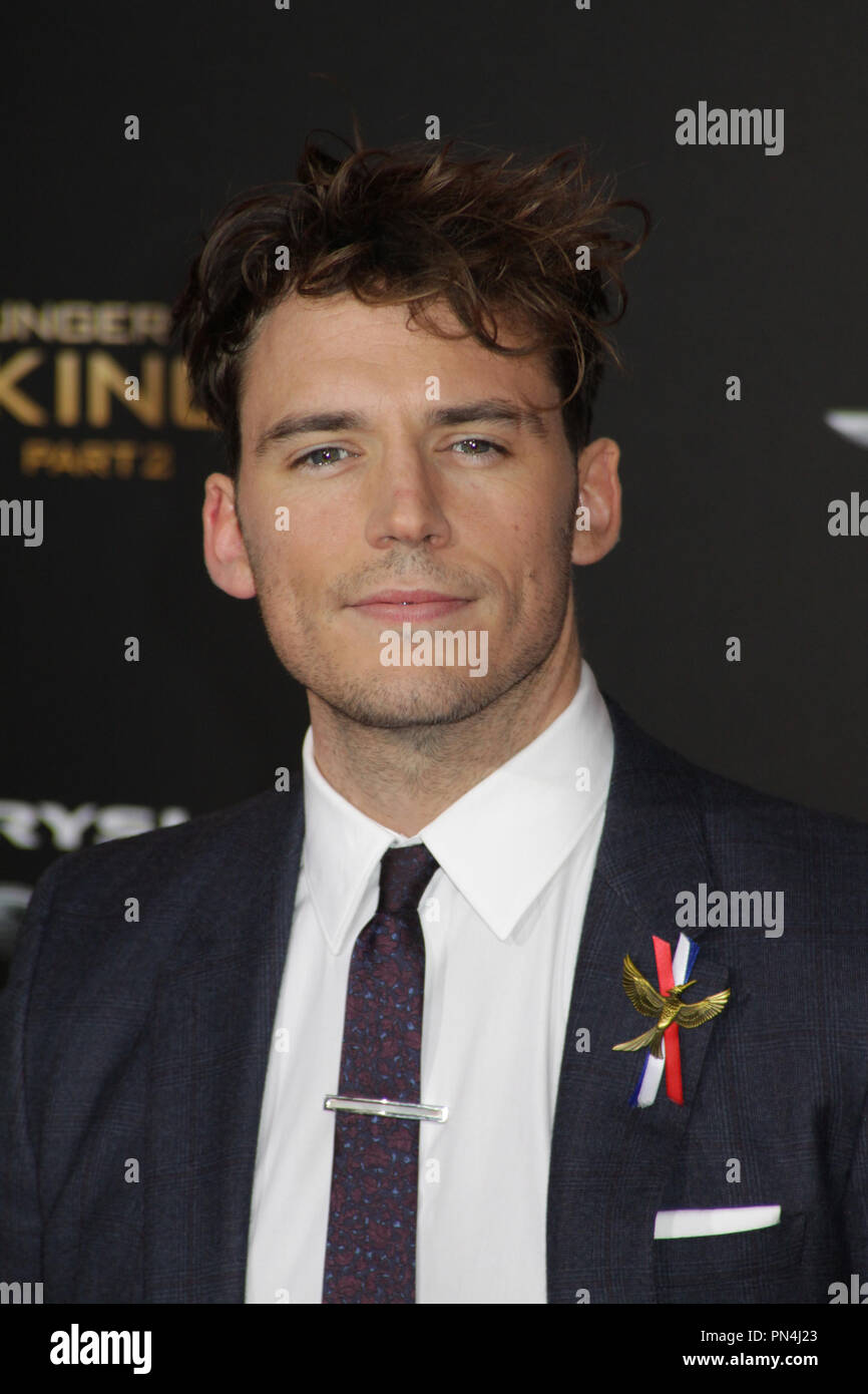 Sam Claflin 11/16/2015 The Los Angeles Premiere of "The Hunger Games ...