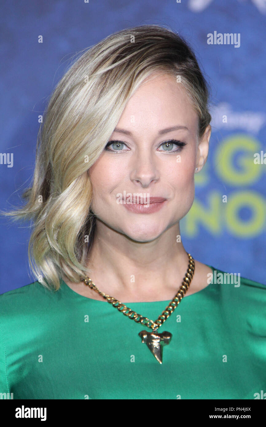 Alyshia Ochse 11/17/2015 "The Good Dinosaur" Premiere held at the El ...