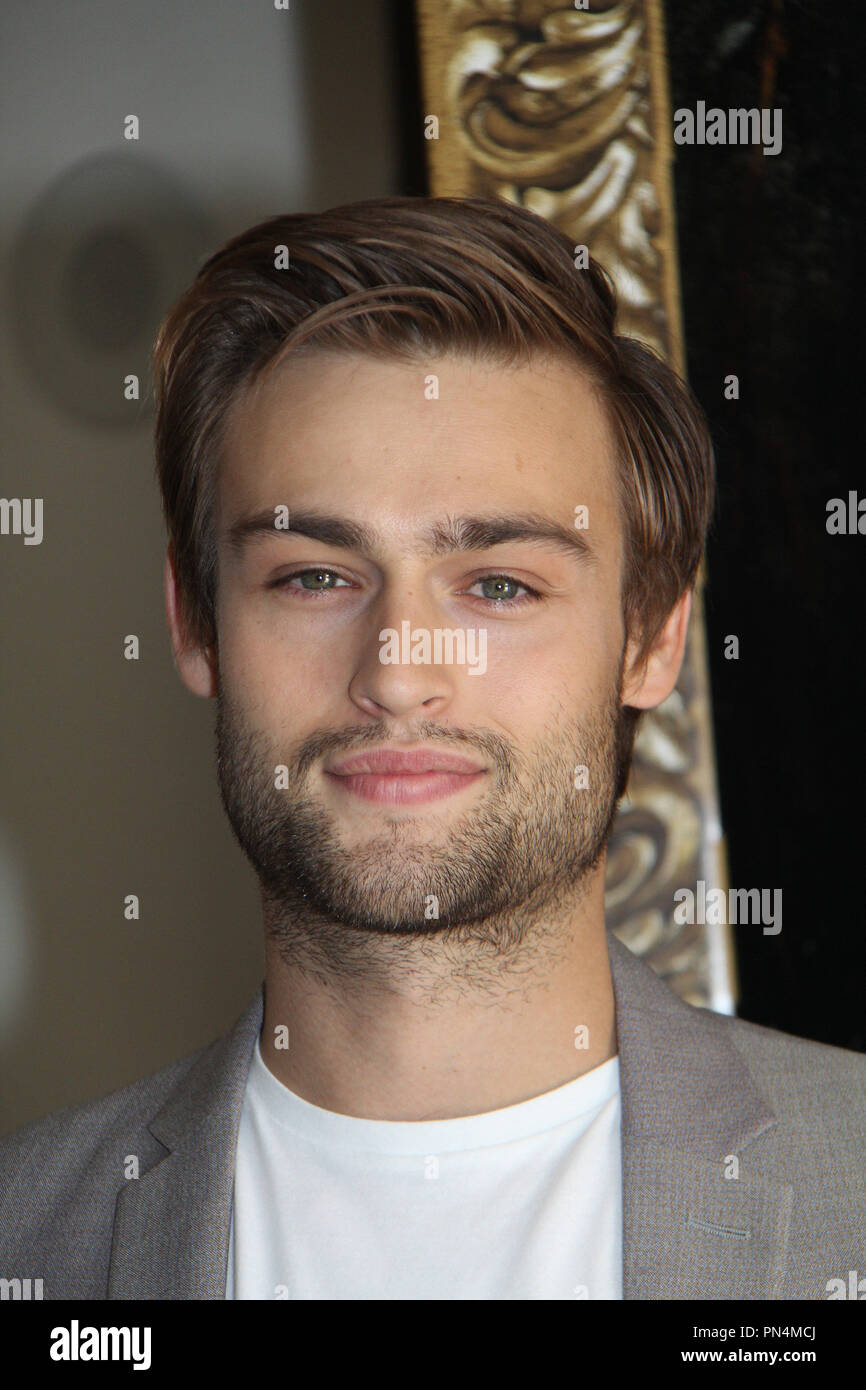 Douglas Booth 01/22/2016 "Pride and Prejudice and Zombies" Photocall ...