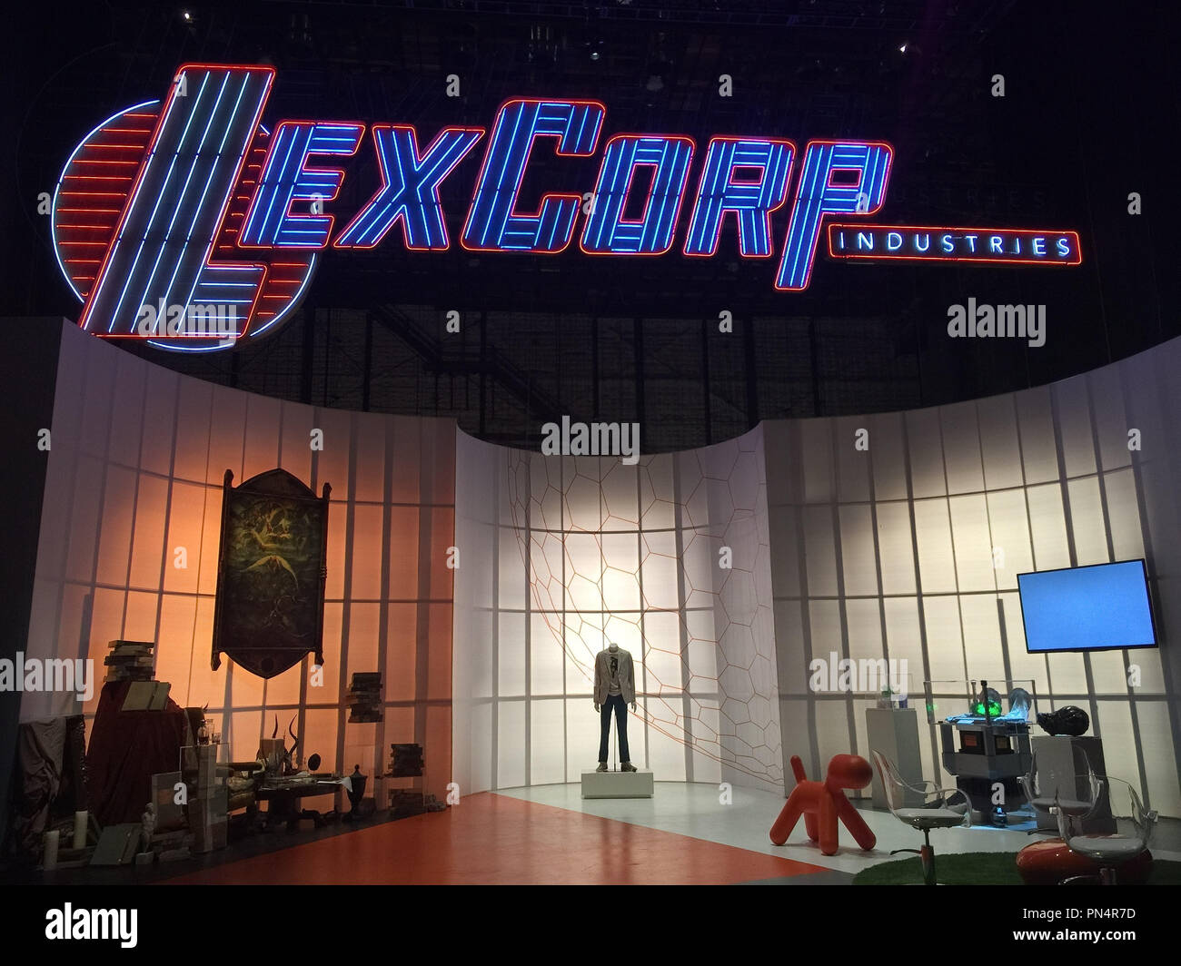 Atmosphere 03/18/2016 "Batman v Superman: Dawn of Justice" Press ...