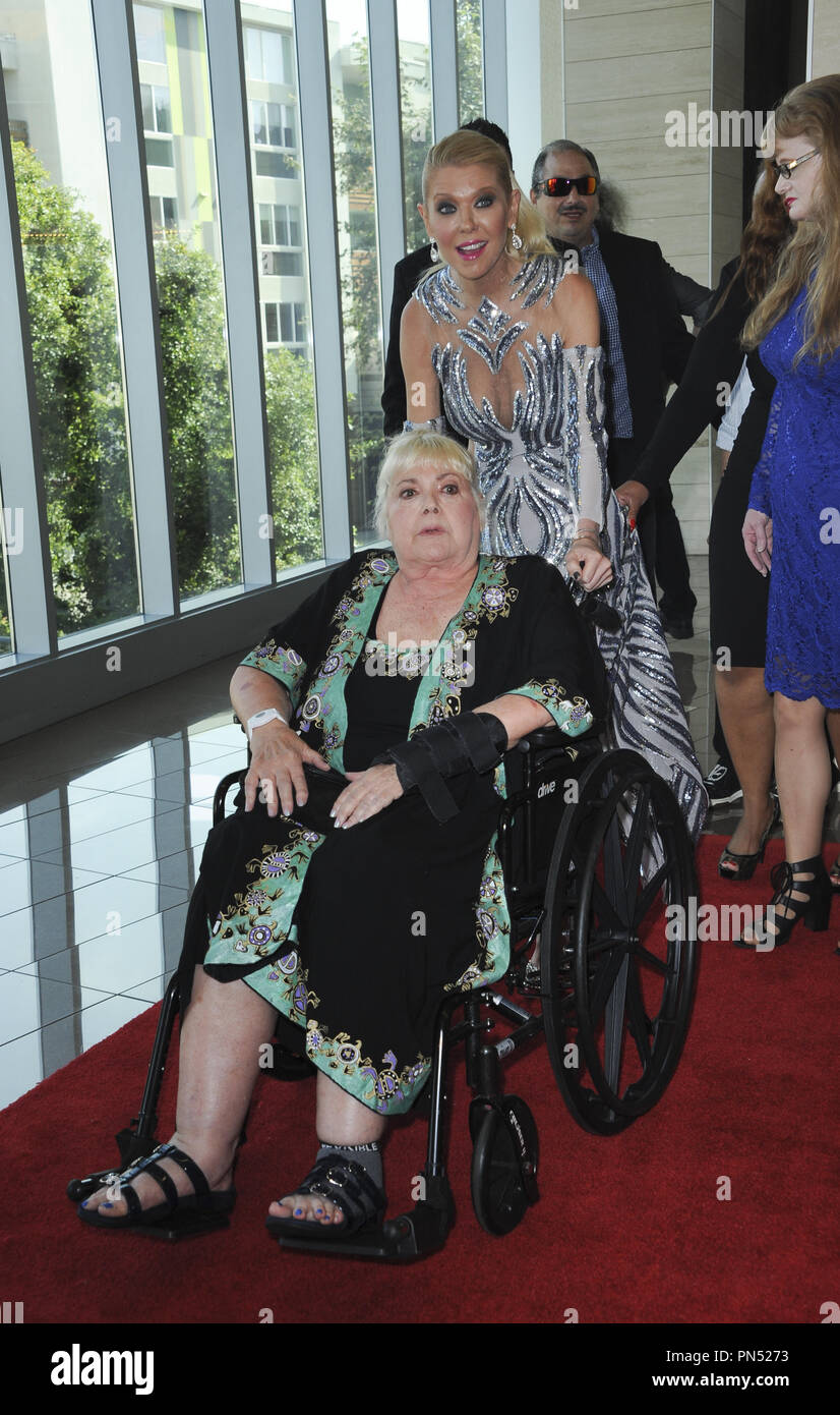 Premiere The Last Sharknado: It's About Time Featuring: Donna Reid ...