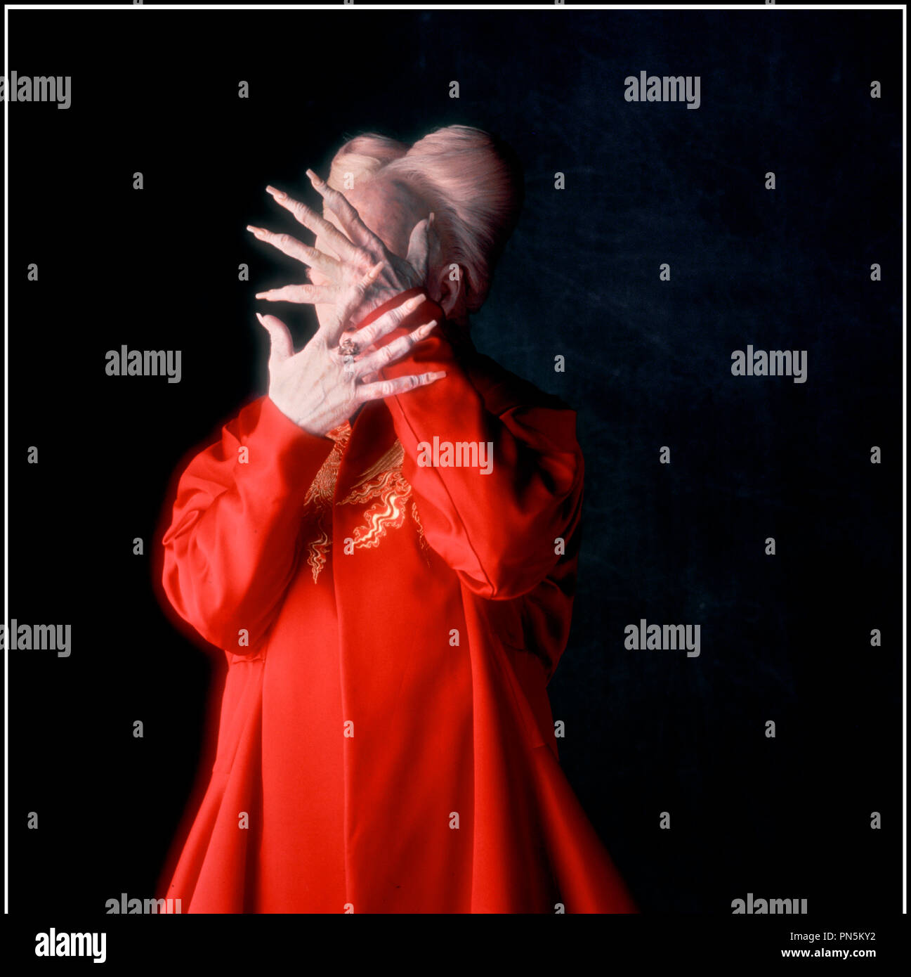Bram Stoker Dracula 1992 Stock Photos & Bram Stoker Dracula 1992 Stock ...