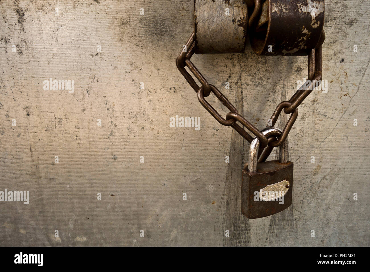 metal padlock and background Stock Photo - Alamy
