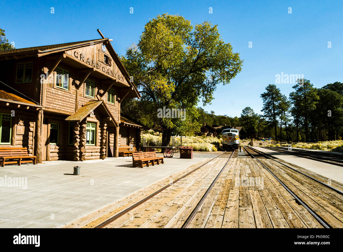 Phoenix, ARIZONA - October 22 2017: View of train in Gran Canyon ...