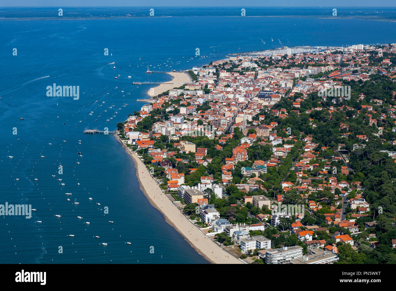 Arcachon beach hi-res stock photography and images - Alamy