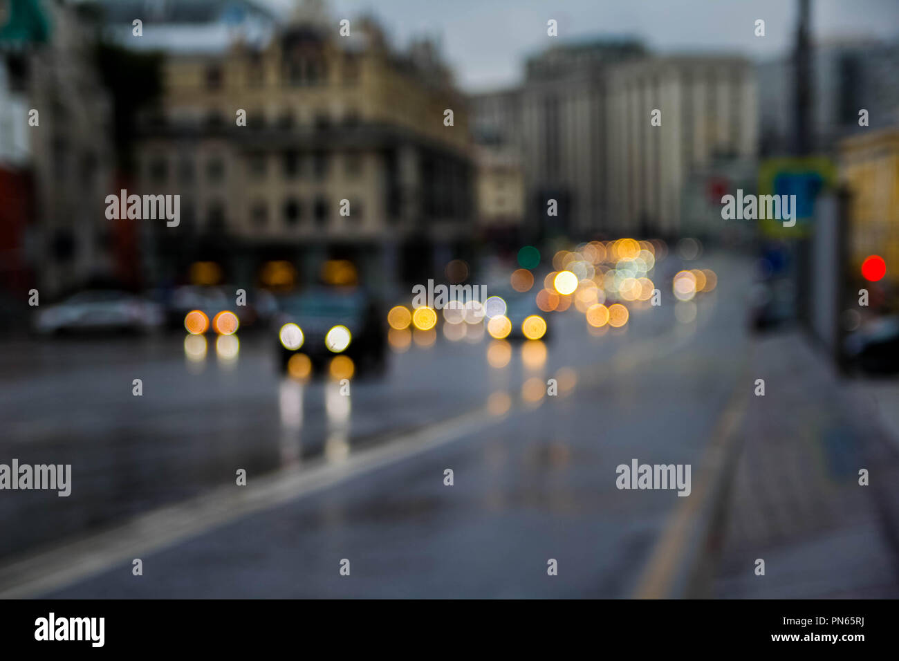 blurred city, Car driving on freeway , motion blur Stock Photo - Alamy