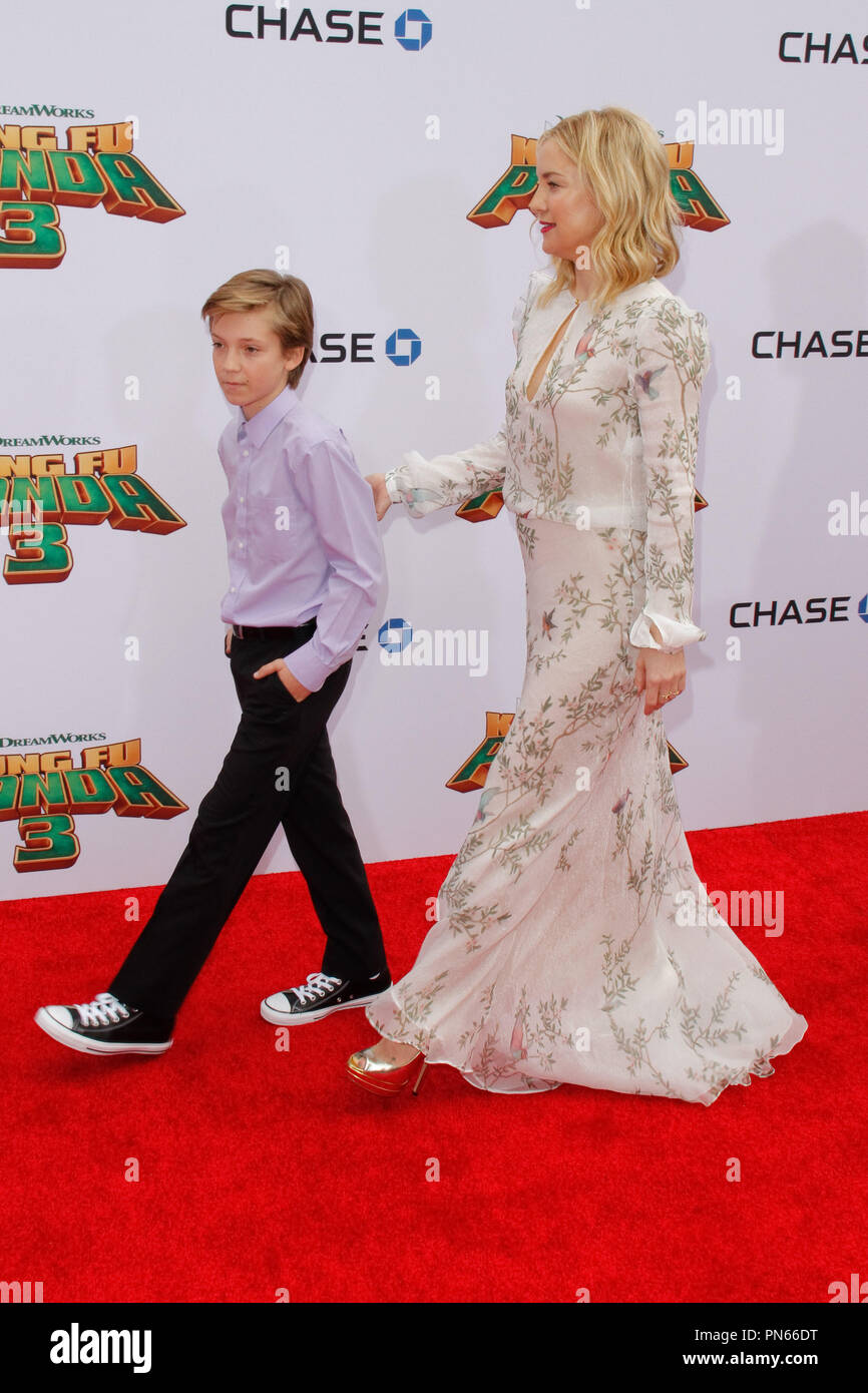 Kate Hudson and son Ryder Robinson at the World Premiere of Dreamworks ...