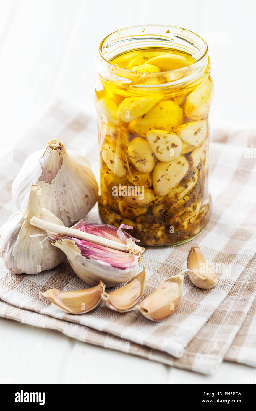 Garlic jar hi-res stock photography and images - Alamy