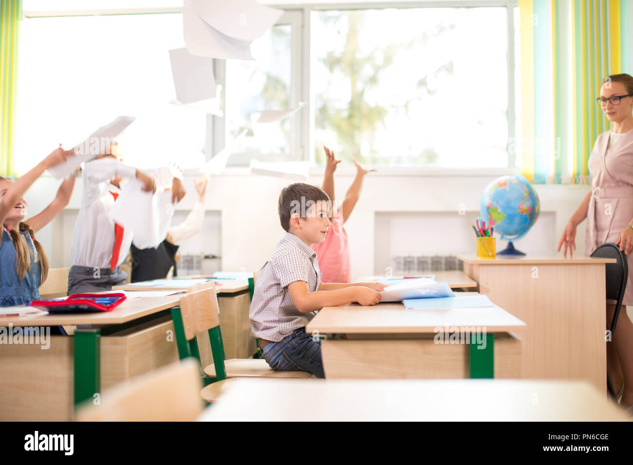 African child reading back view hi-res stock photography and images - Alamy
