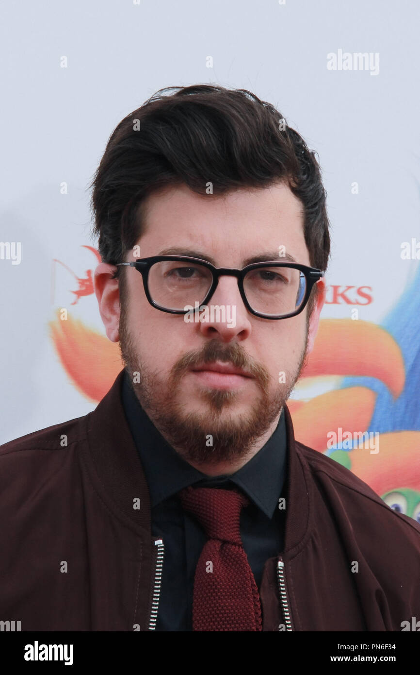 Christopher Parrott's Instagram, Twitter & Facebook on IDCrawl