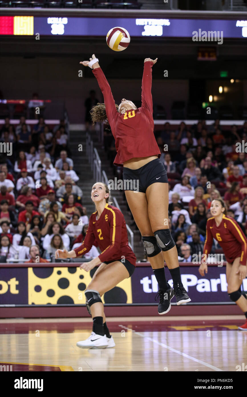 Los Angeles, CA, USA. 19th Sep, 2018. USC Trojans s Raquel LazarÂ° (10 ...