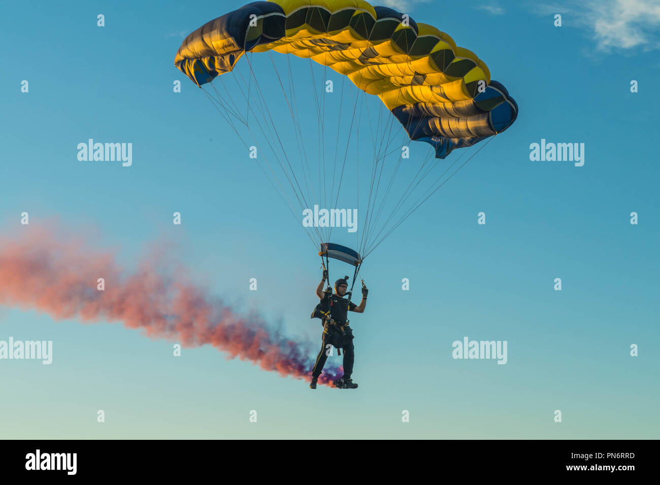 Leap frogs navy leap frogs hi-res stock photography and images - Alamy