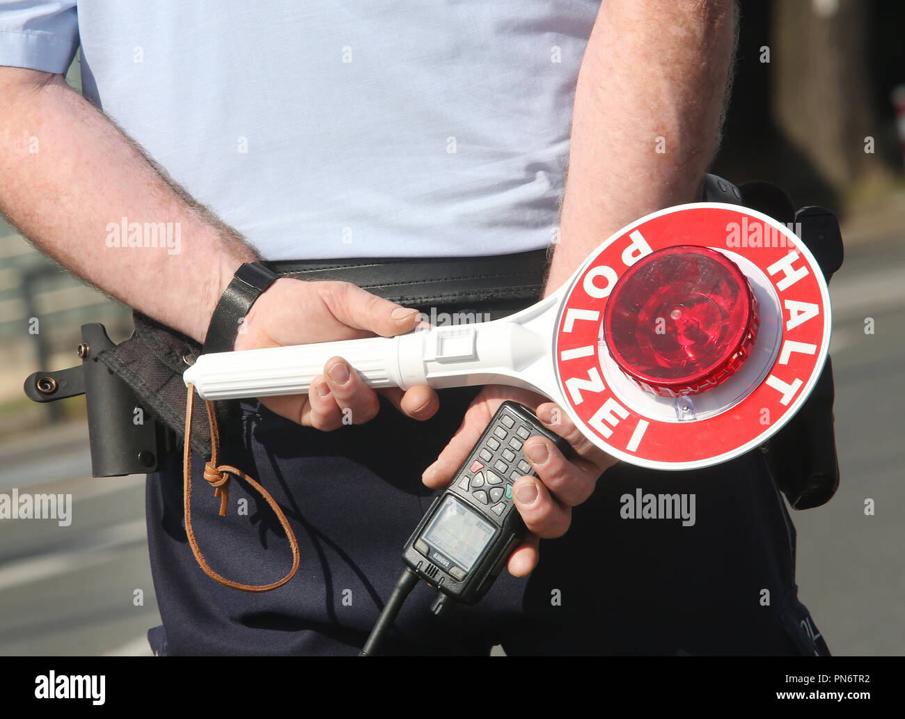 20 September 2018, North Rhine-Westphalia, Oberhausen: During a check ...
