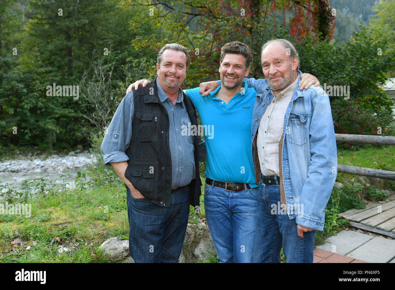 From left to right: Michael MENDL (Franz Gentner-proud patriarch of the ...