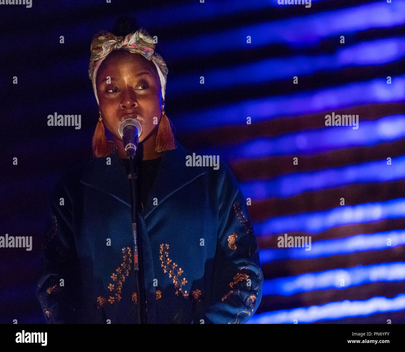 Bascule chamber tower bridge hi-res stock photography and images - Alamy