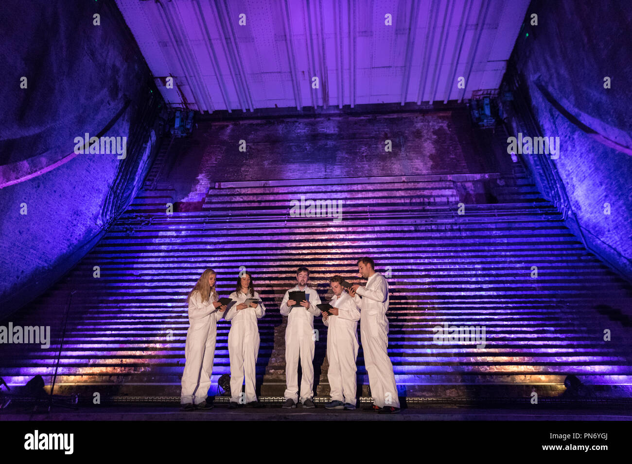 Bascule chamber tower bridge hi-res stock photography and images - Alamy