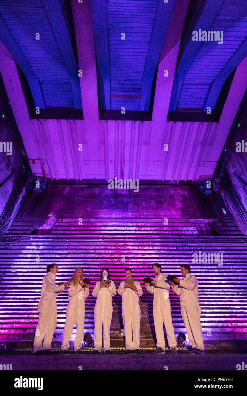 Bascule chamber tower bridge hi-res stock photography and images - Alamy