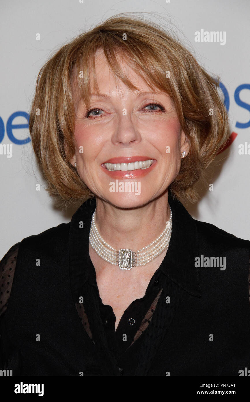 Susan blakely red carpet event hi-res stock photography and images - Alamy