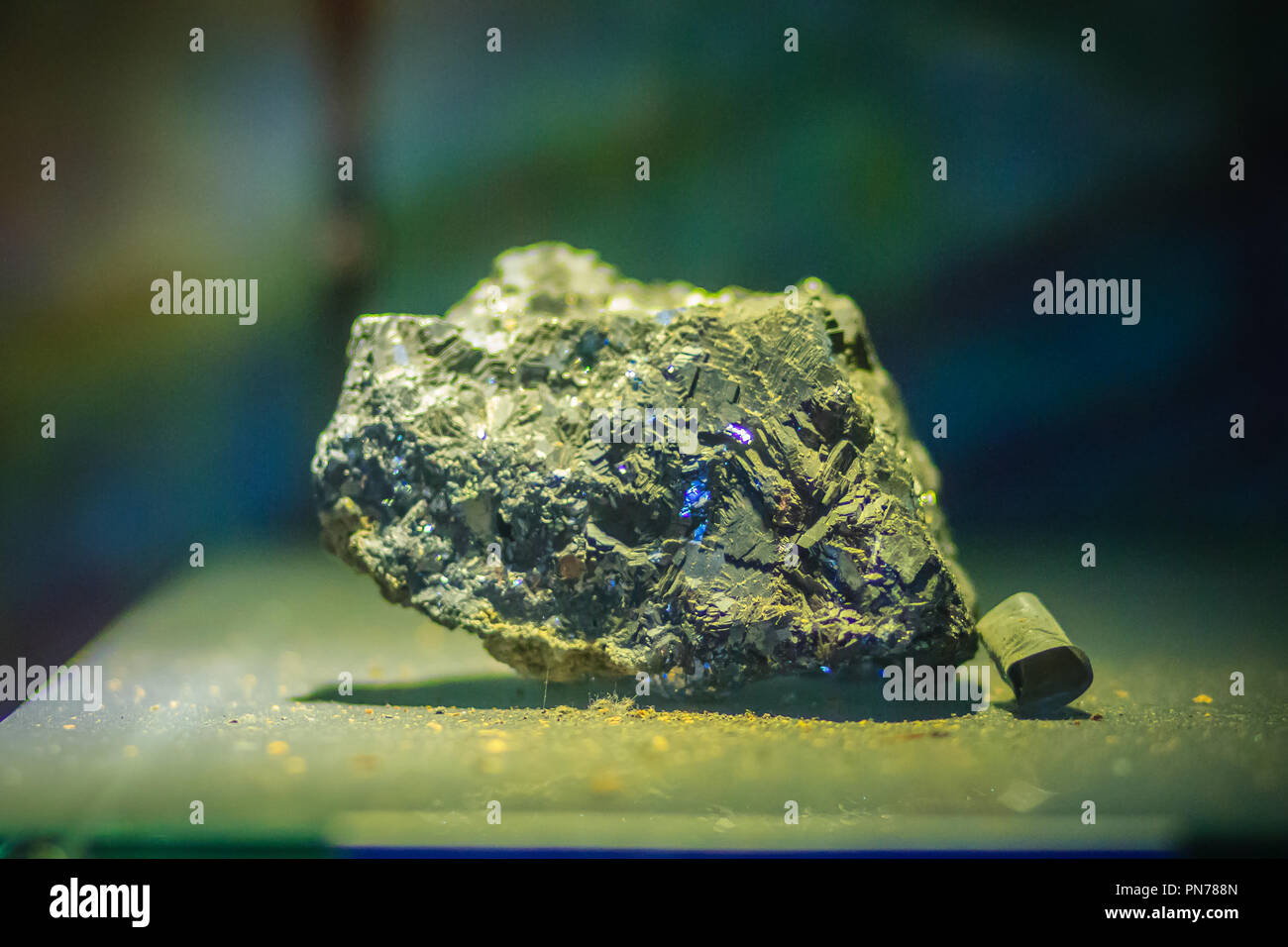 Molybdenite hi-res stock photography and images - Alamy