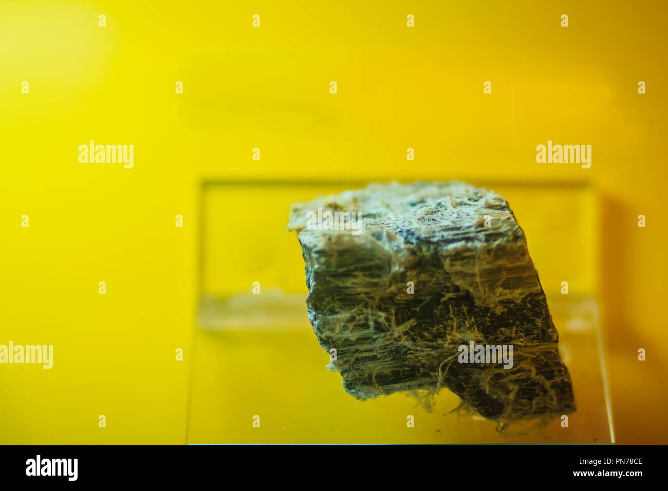 Fibrous gypsum hi-res stock photography and images - Alamy