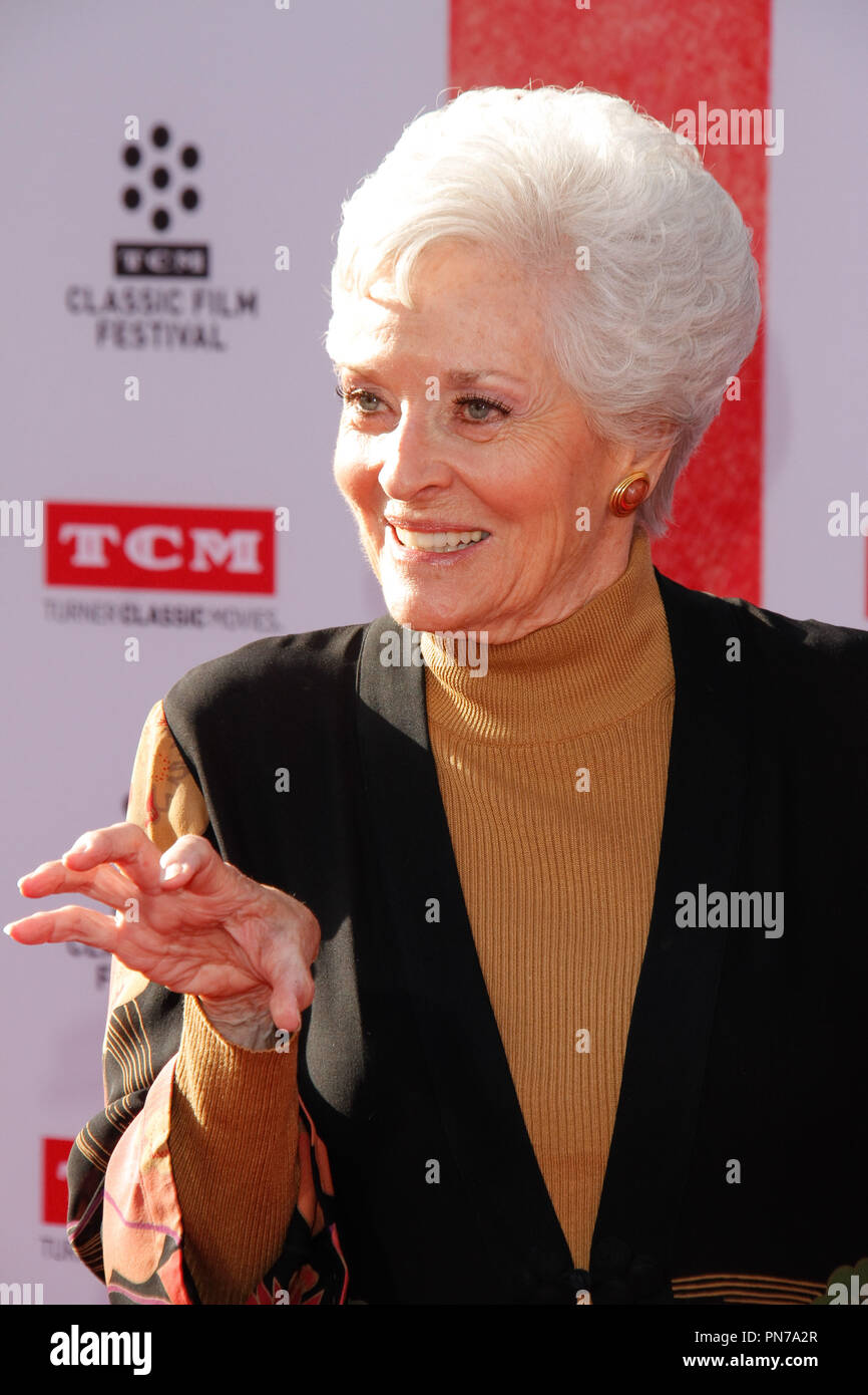 Lee meriwether hi-res stock photography and images - Alamy