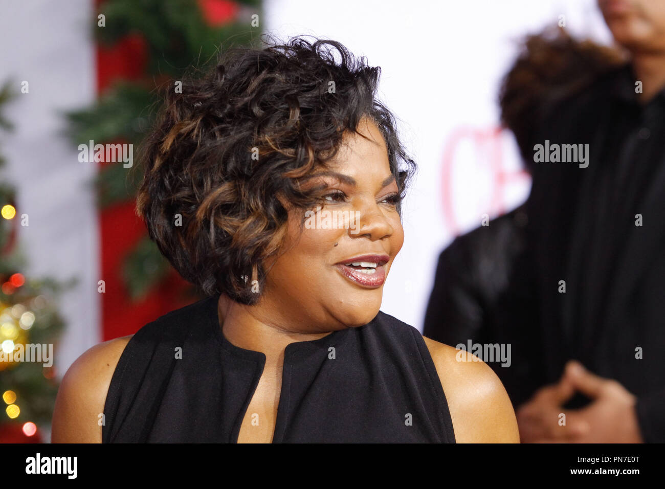 Mo'Nique at the World Premiere of Universal Pictures' "Almost Christmas ...