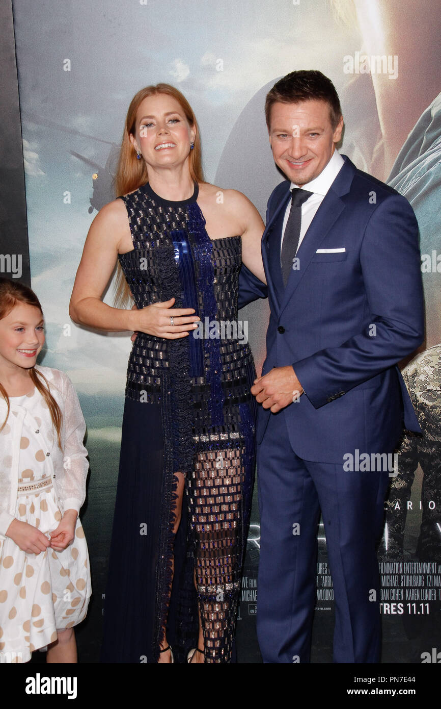 Abigail Pniowsky, Amy Adams, Jeremy Renner at the LA Premiere of ...