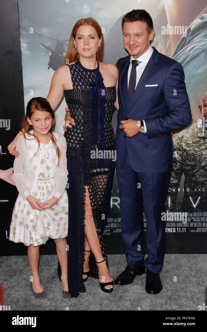Abigail Pniowsky, Amy Adams, Jeremy Renner at the LA Premiere of ...
