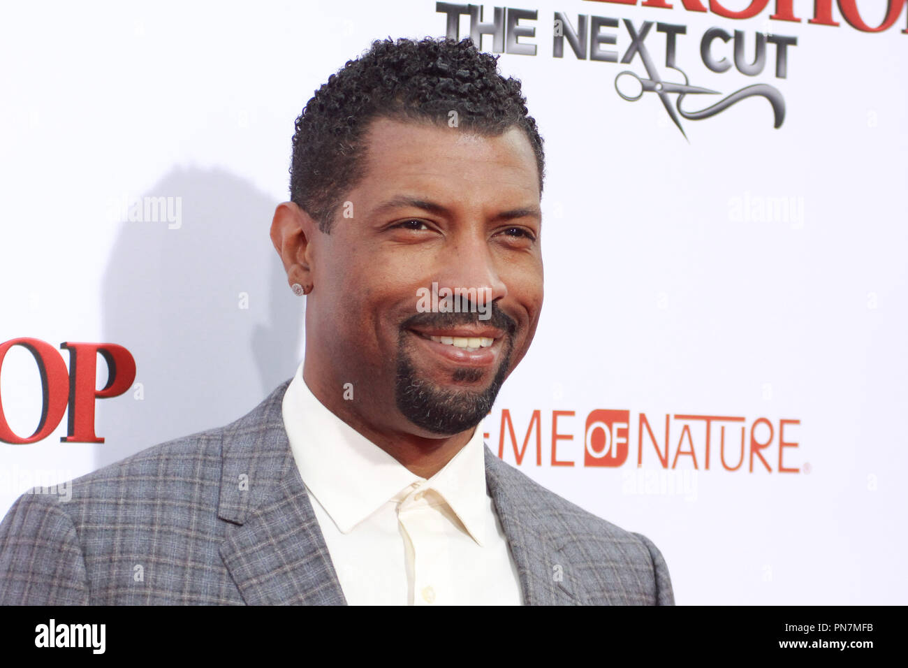 Deon Cole at the Premiere of Warner Bros. Pictures' "Barbershop: The ...