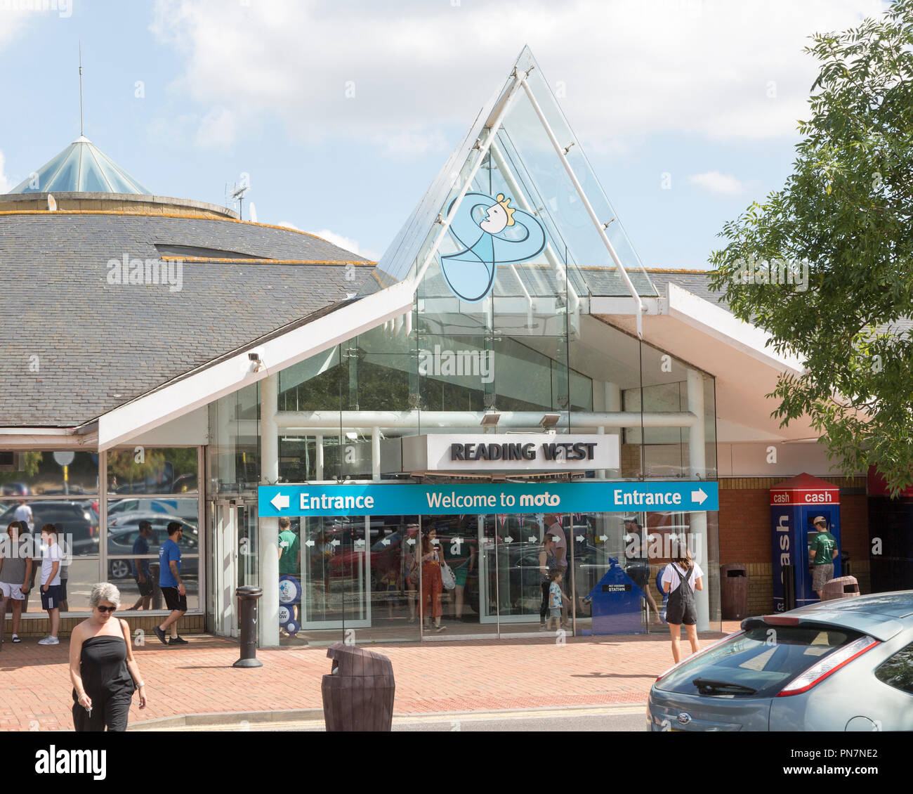 Reading West motorway service station, Moto, Reading, Berkshire ...