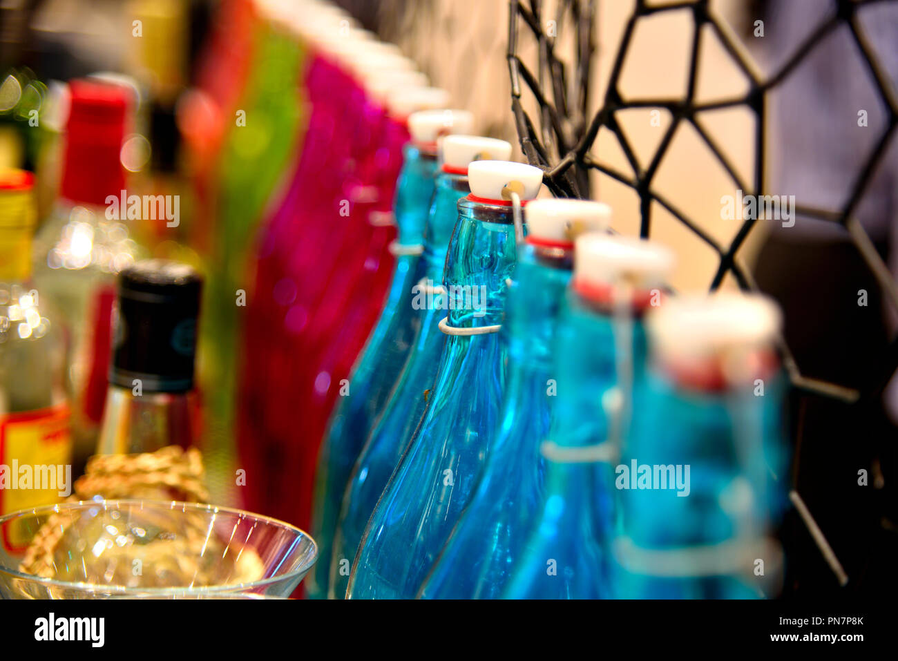 Bottles in bar hi-res stock photography and images - Alamy