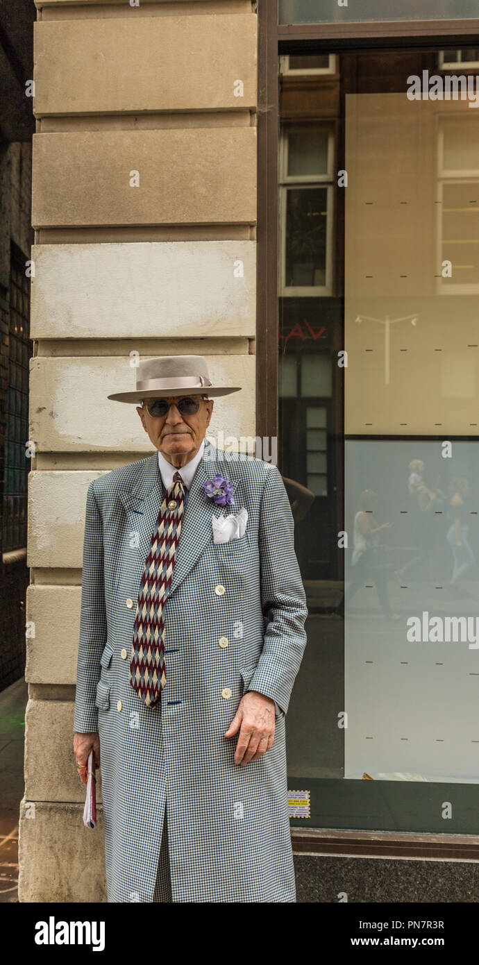 London english gentleman suit hi-res stock photography and images - Alamy