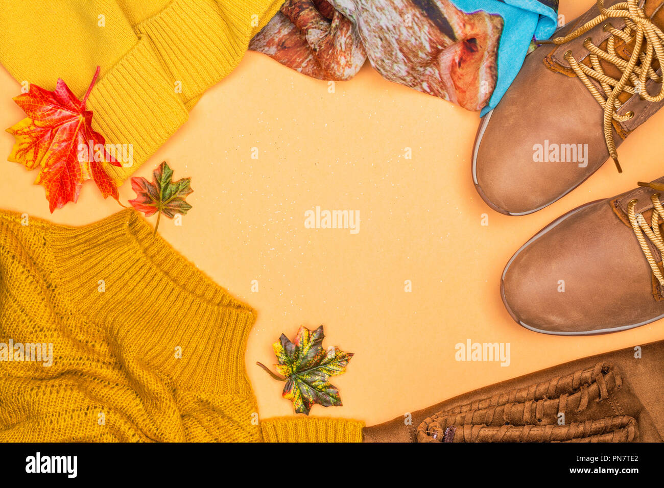 Fashion set womans clothes hi-res stock photography and images - Alamy