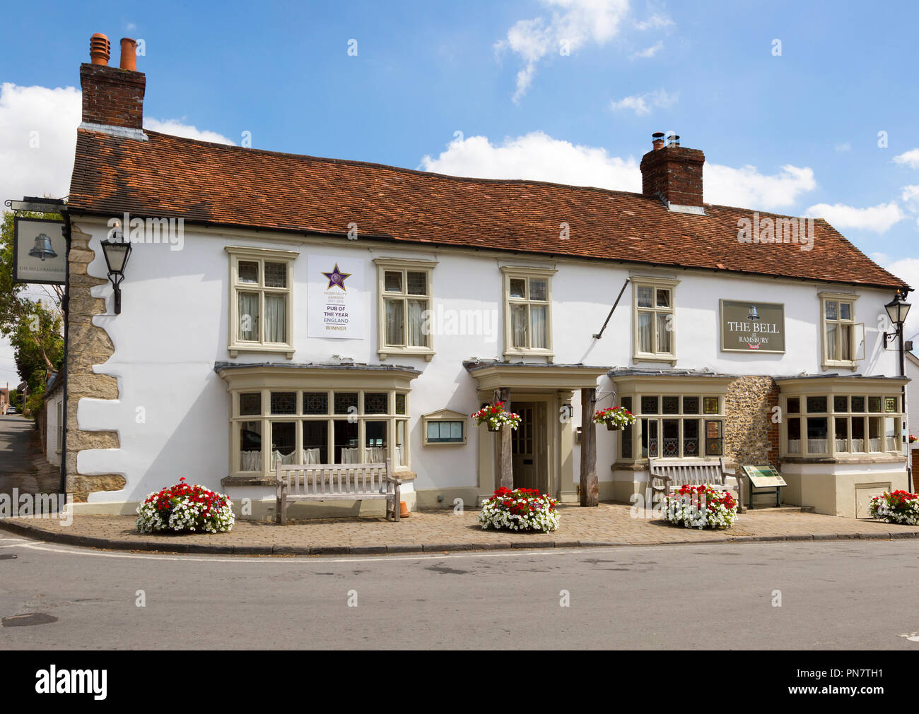 Ramsbury village wiltshire england hi-res stock photography and images ...
