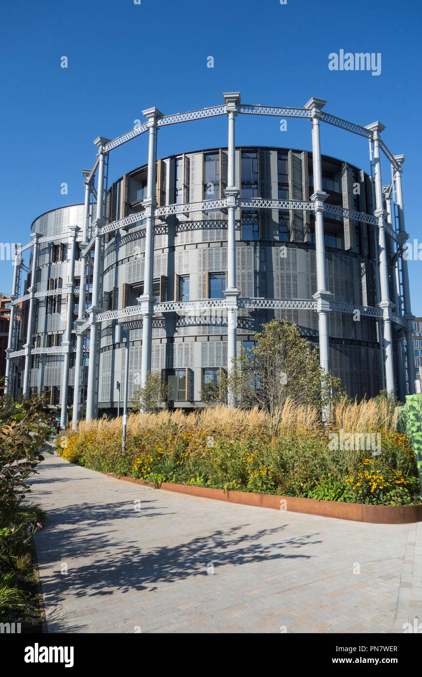 Victorian gasholder hi-res stock photography and images - Alamy
