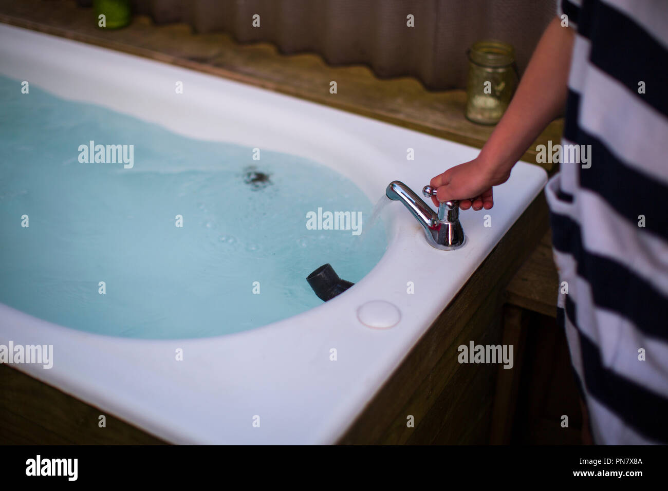 Burn hand water hi-res stock photography and images - Alamy