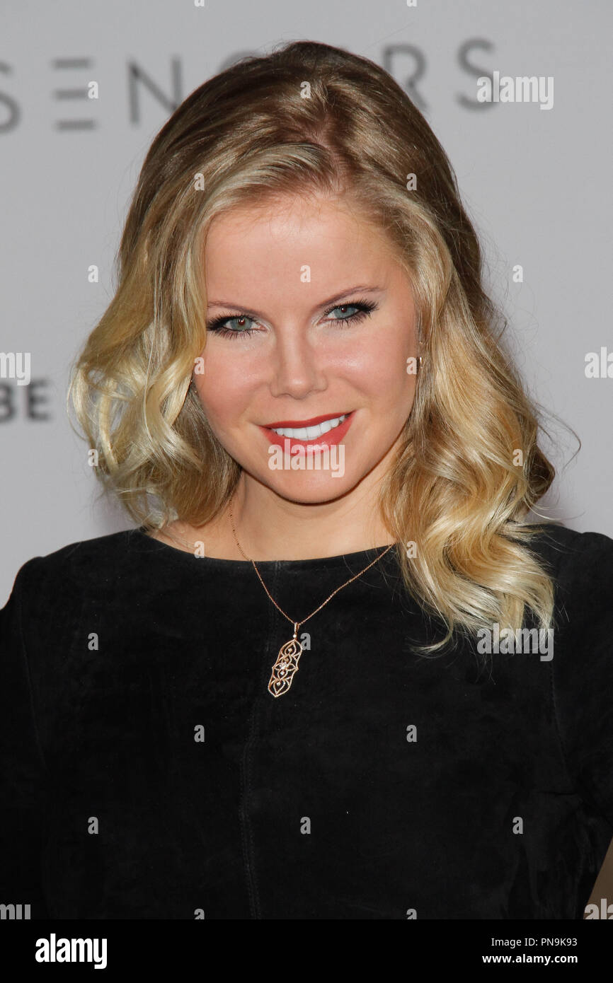 Crystal Hunt at the World Premiere of Columbia Pictures' "Passengers ...