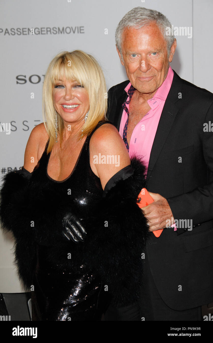 Suzanne Somers, Alan Hamel at the World Premiere of Columbia Pictures ...