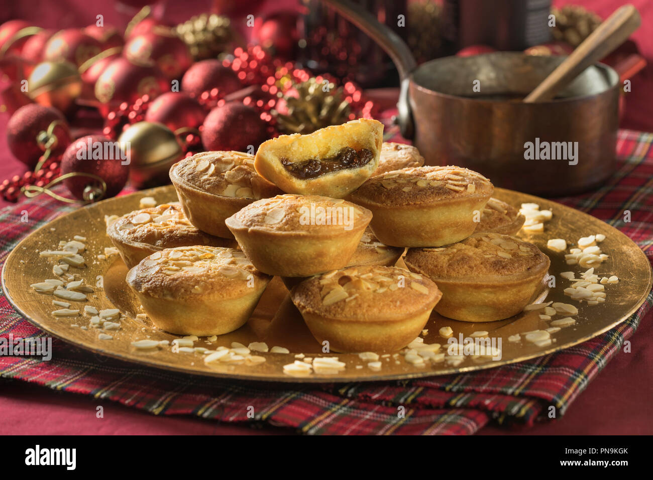 Frangipane hi-res stock photography and images - Alamy