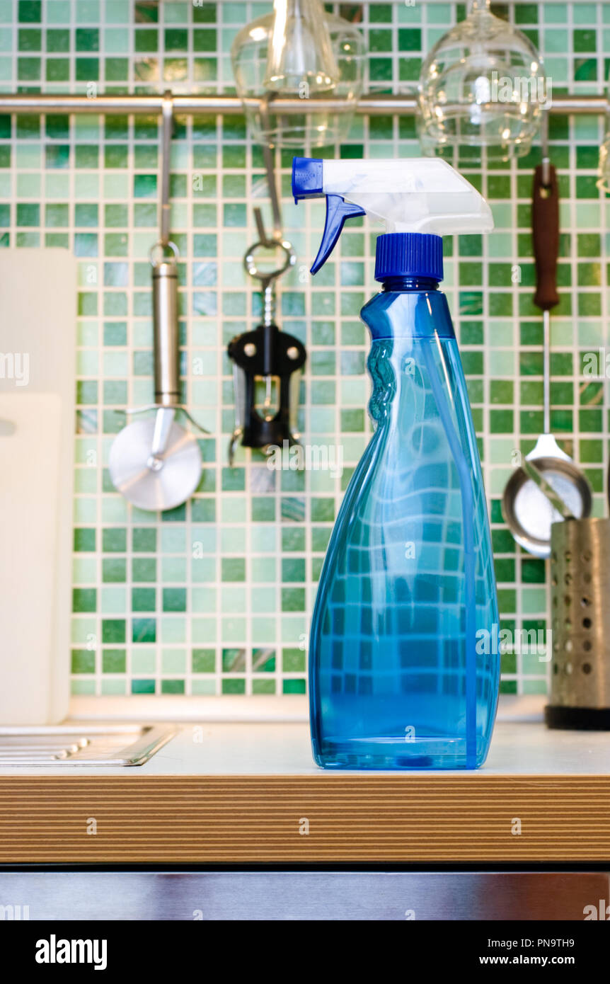 Cleaning solvent kitchen hi-res stock photography and images - Alamy