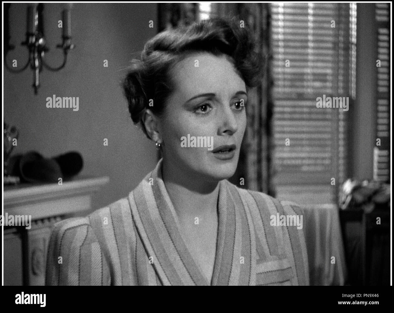 The Maltese Falcon 1941 Mary Astor Stock Photos & The Maltese Falcon ...