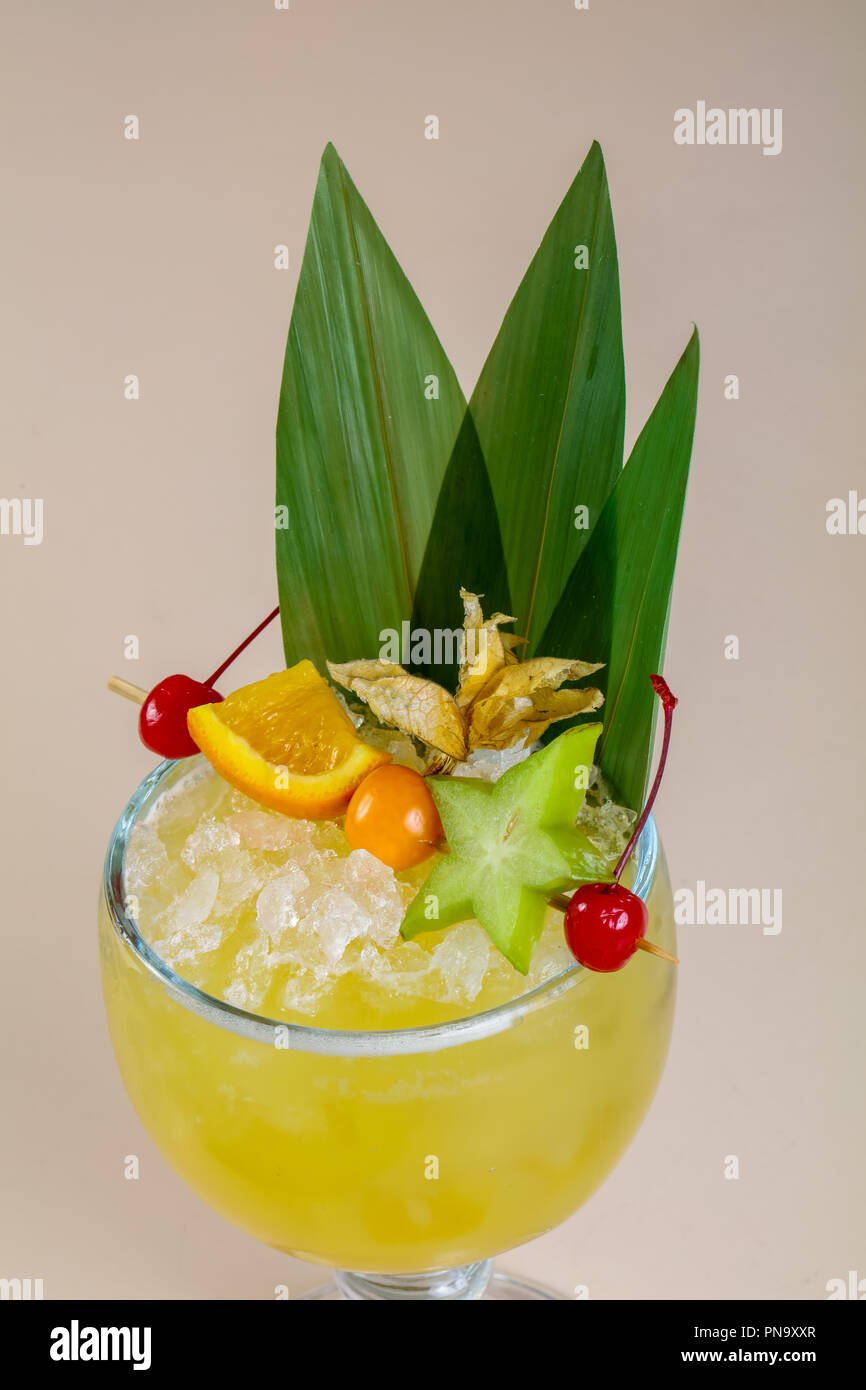 Hawaii cocktail bar drink Stock Photo - Alamy