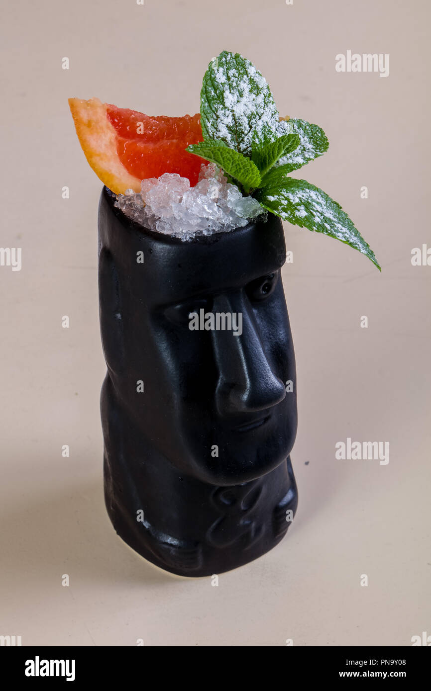 Hawaii cocktail bar drink Stock Photo - Alamy