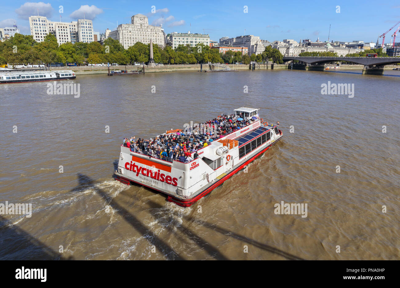 London riverboat cruise hi-res stock photography and images - Alamy