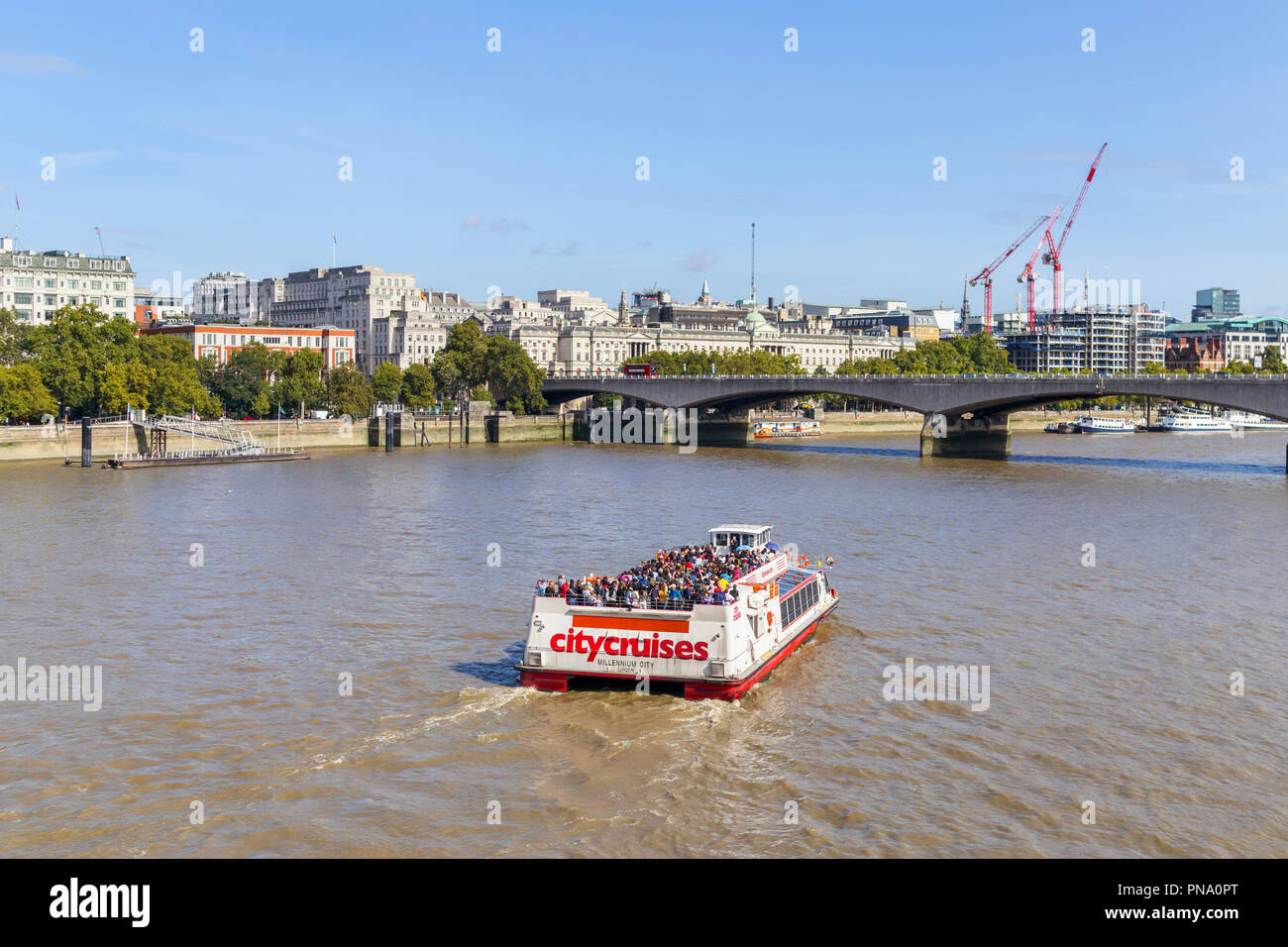 London riverboat transport westminster hi-res stock photography and ...