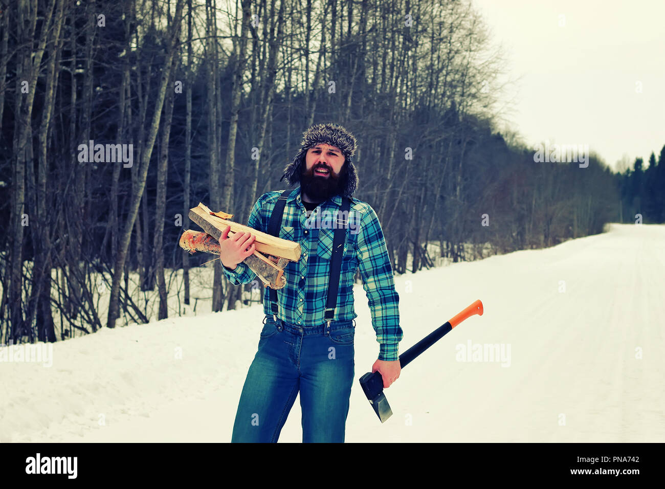 Man Chopping Tree With Axe High Resolution Stock Photography and Images ...