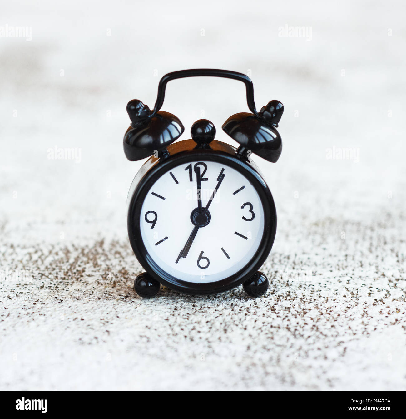 The exact time on the clock hi-res stock photography and images - Alamy